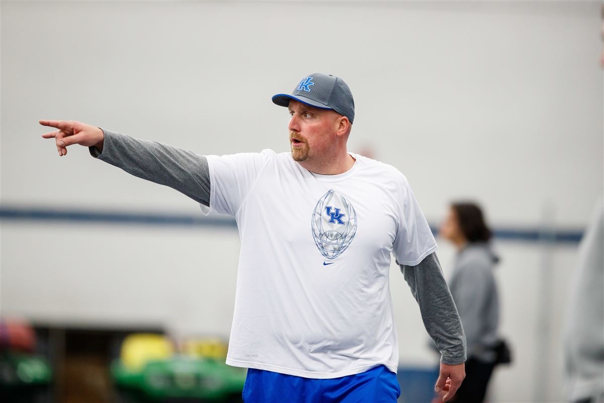 Kentucky offers Wyoming OL transfer Emmanuel Pregnon