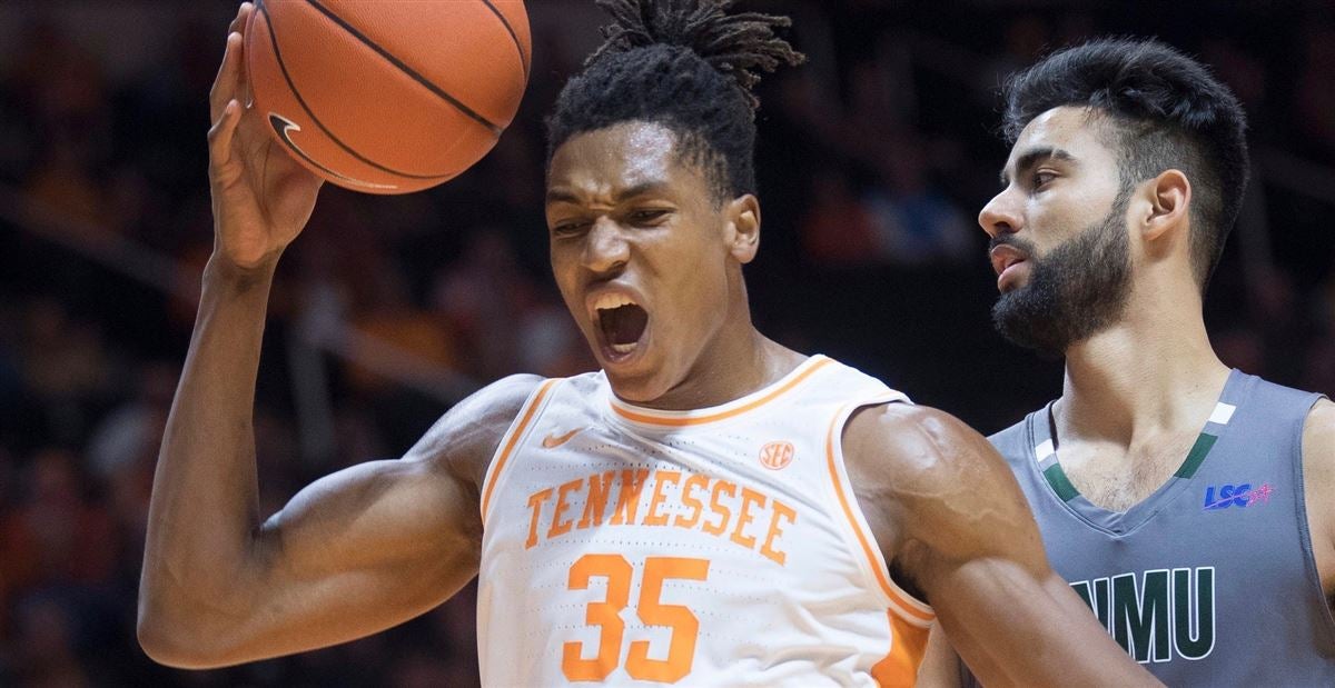 Rucker: Vols hoops might need early-season grace period