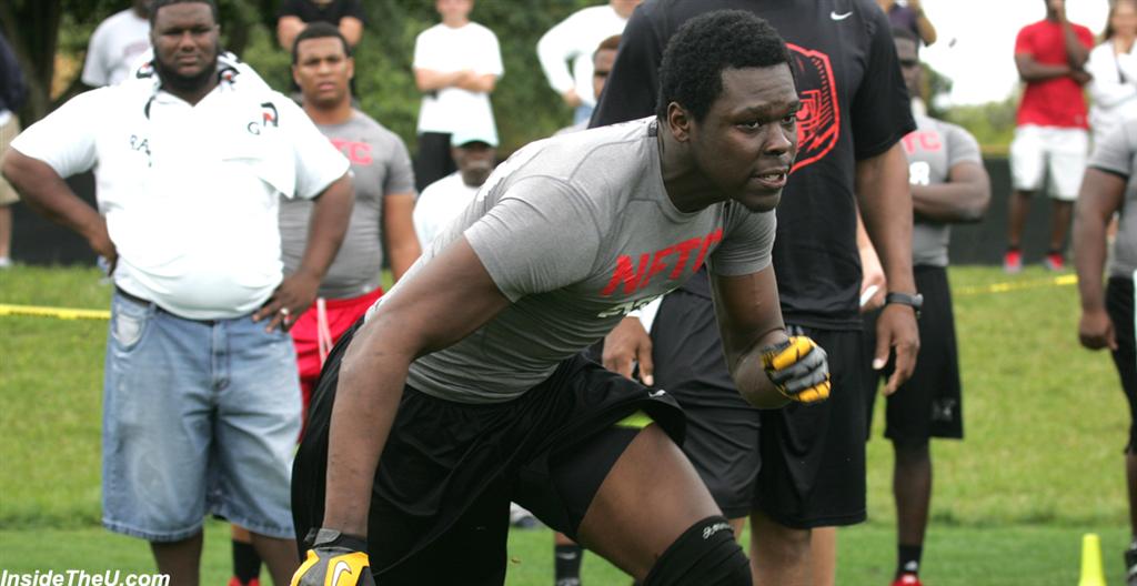 DE Thomas Gives His Pledge To UM