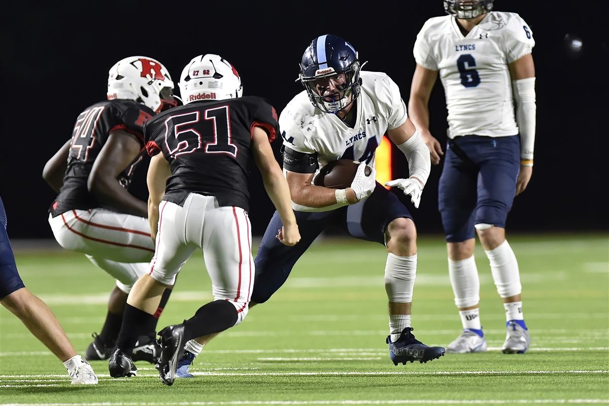 PHOTO GALLERY: Lynden Christian Defeats Renton