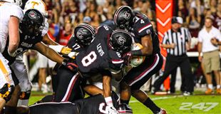 Marquavius Lewis, South Carolina, Strong-Side Defensive End