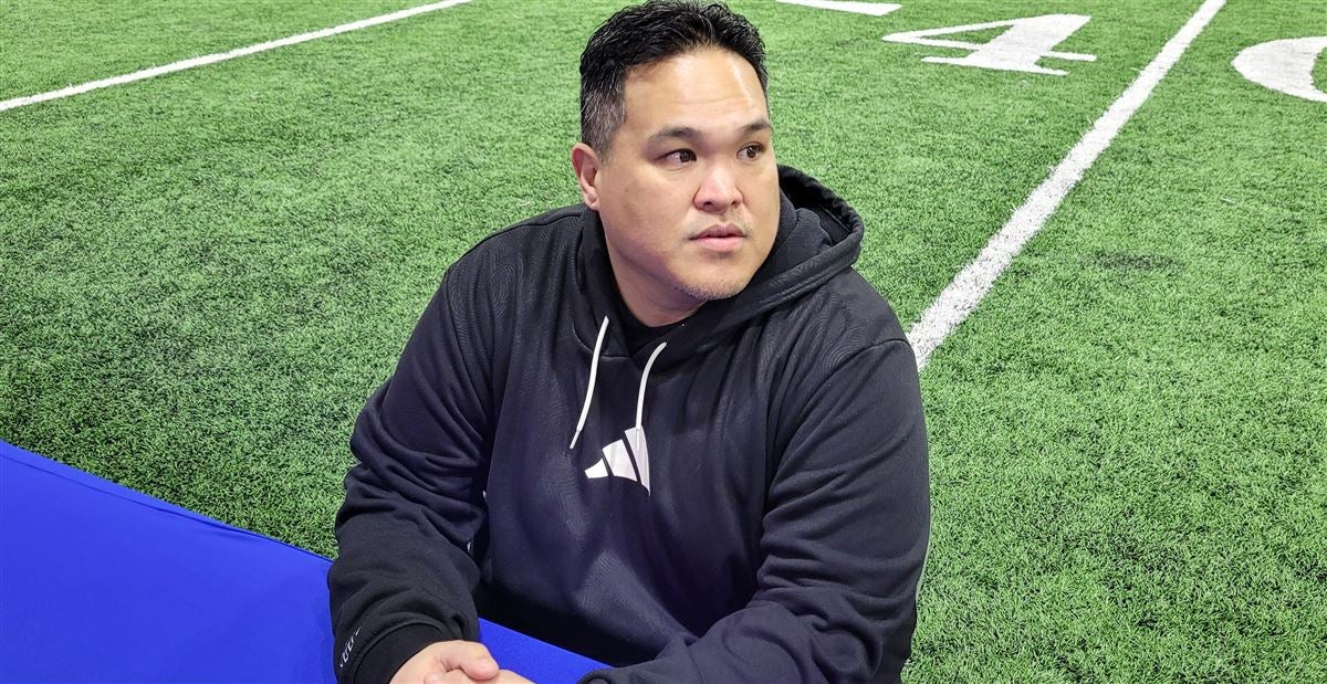 New OL coach Daryl Agpalsa says it's been a 'seamless' transition at KU