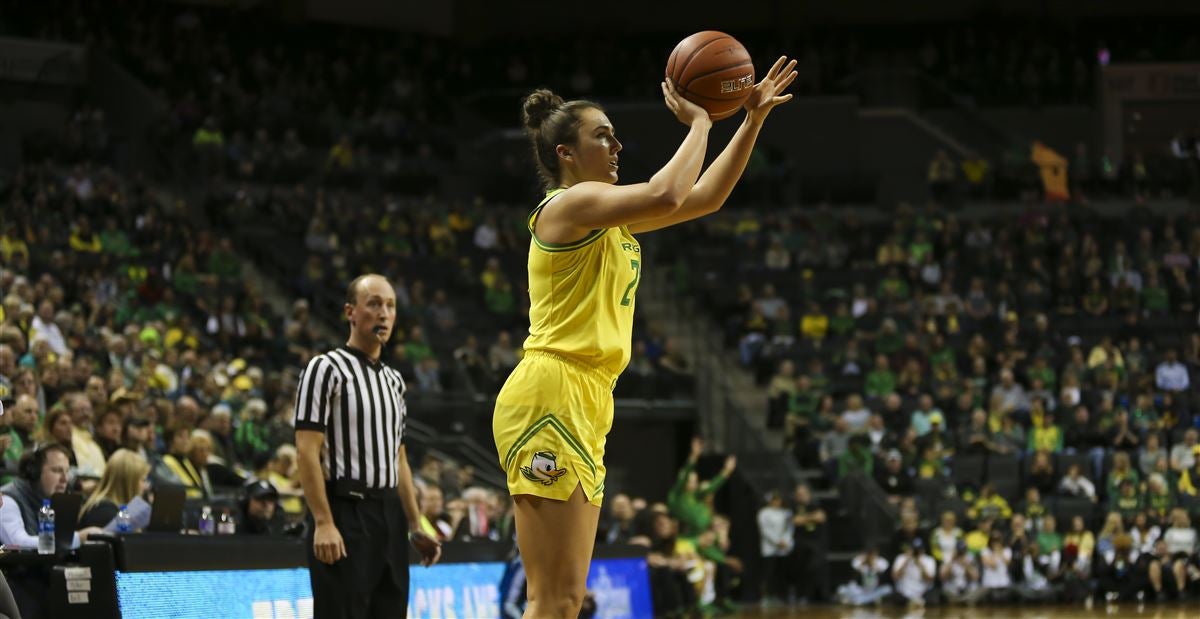 Erin Boley catches fire, Ducks scorch Golden Bears