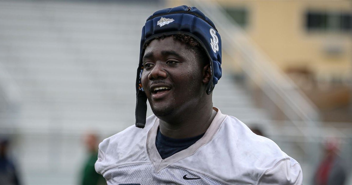 '21 OL Maximus Gibbs set for huge weekend matchup