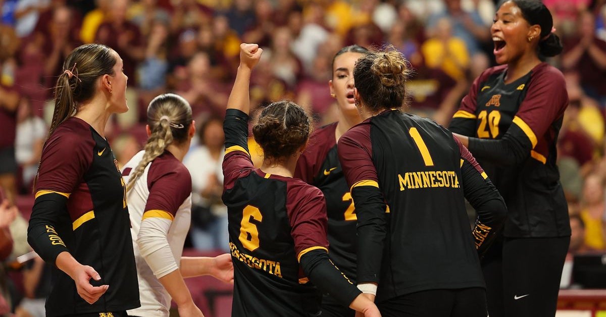 Minnesota Volleyball: Gophers Go 3-0 in Diet Coke Classic