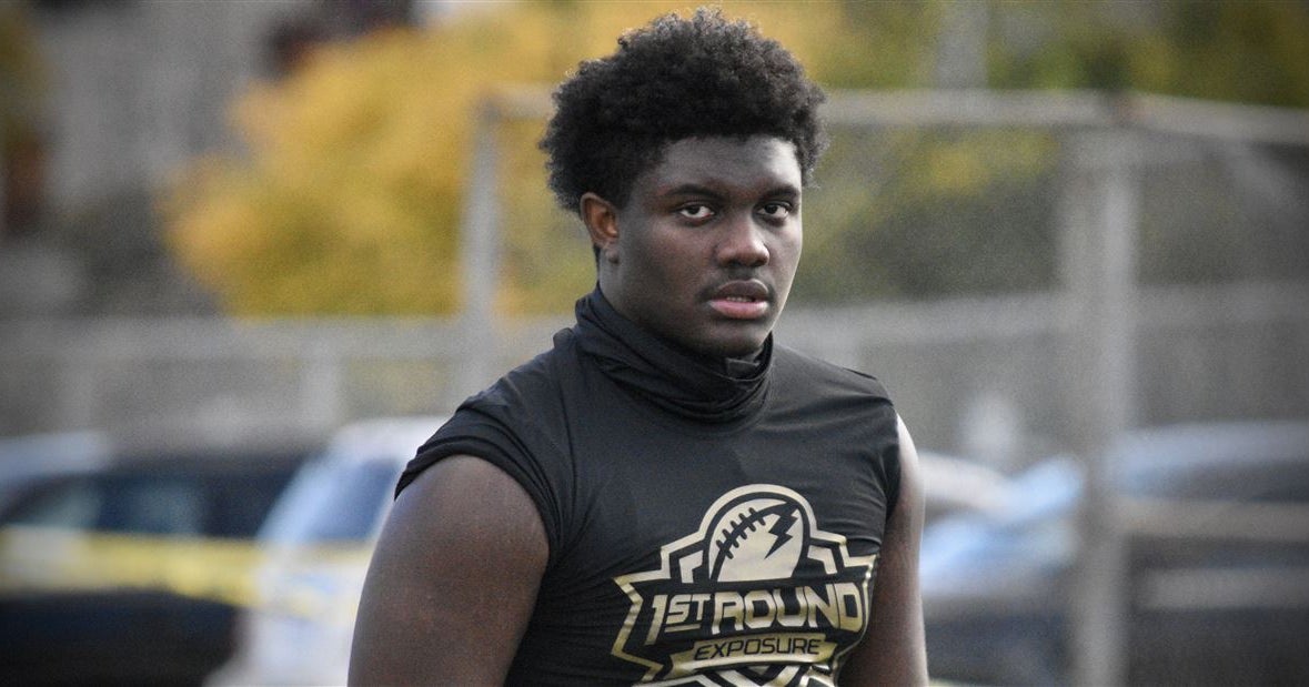 A pair of Pac-12 schools connecting well with Tre Edwards early