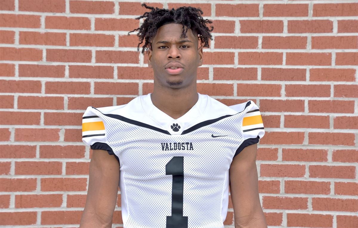 H-back Bell picks Florida