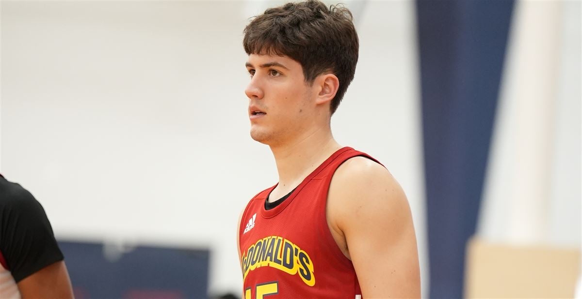 Reed Sheppard ready to live out dream, handle pressure of playing at ...