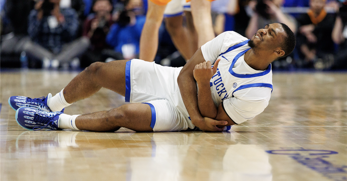 Mark Pope provides the latest of trio of injured Wildcats