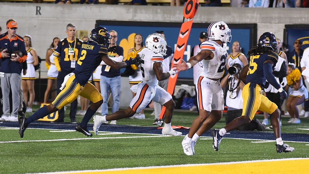 Game overview: Dramatic fourth quarter, dynamic defense lift Auburn to victory