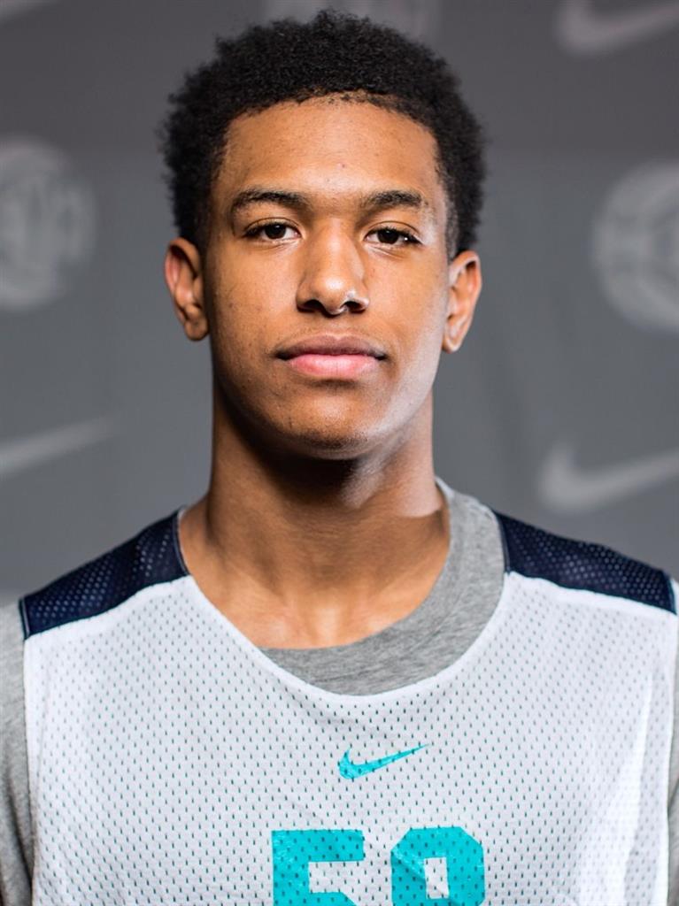 Point guard Devonte Green commits to Indiana Hoosiers