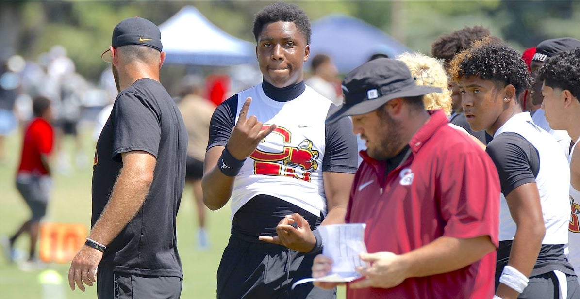 Fresno State offers local 2028 Clovis West QB Jamar "JJ" Howard