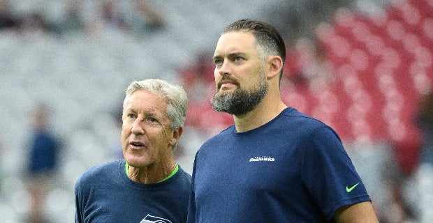 Brennan Carroll officially hired as offensive coordinator