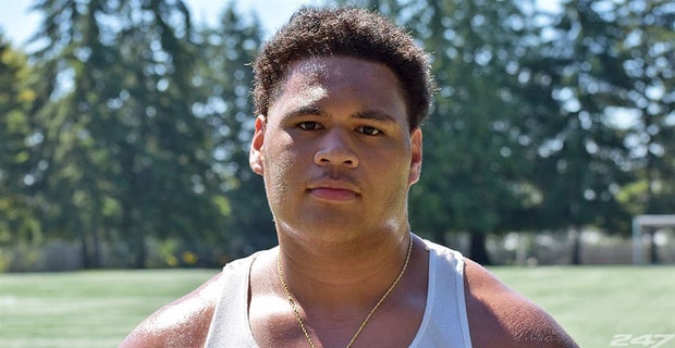 Washington 2022 OL Dave Iuli Talking With UCLA