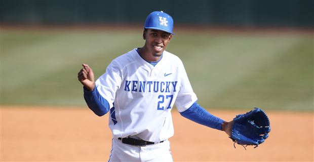 UK's Justin Lewis, Legends' Daniel Tillo rekindle friendship