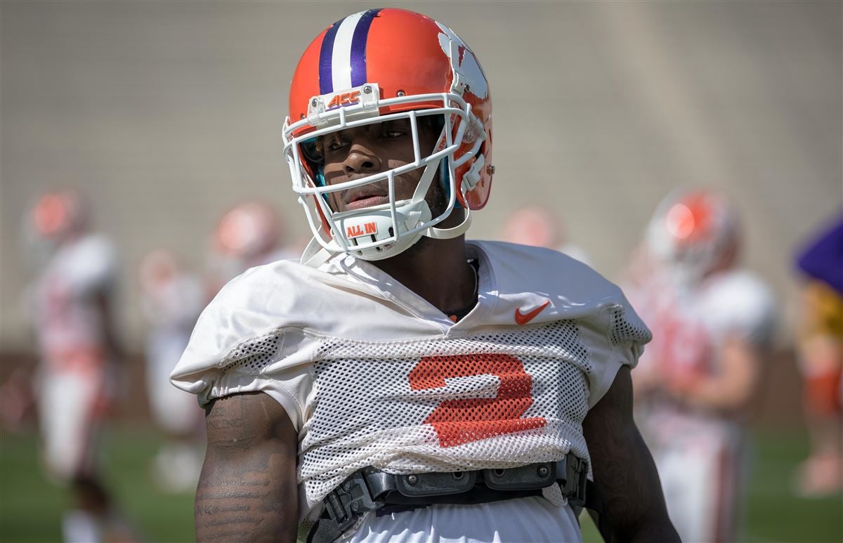 CBS Sports names Mark Fields as a possible undrafted surprise