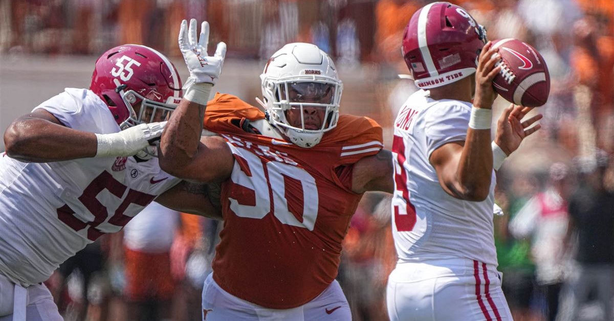 Texas Longhorns 2023 fall camp depth chart projection