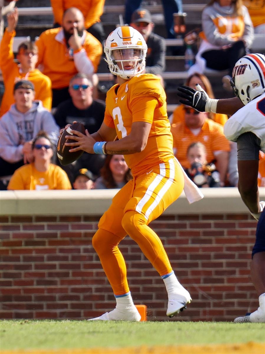 Tayven Jackson’s potential availability could boost Vols’ QB depth for ...