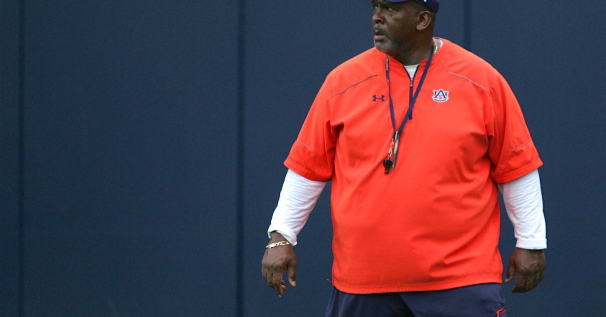 Watch: Rodney Garner not happy with effort of defensive lineman