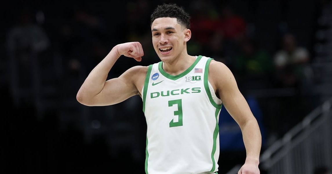 Oregon star PG Jackson Shelstad has locked in his return to the Ducks ...