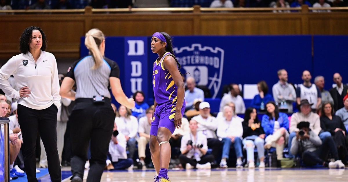 LSU stays undefeated in first test at Duke