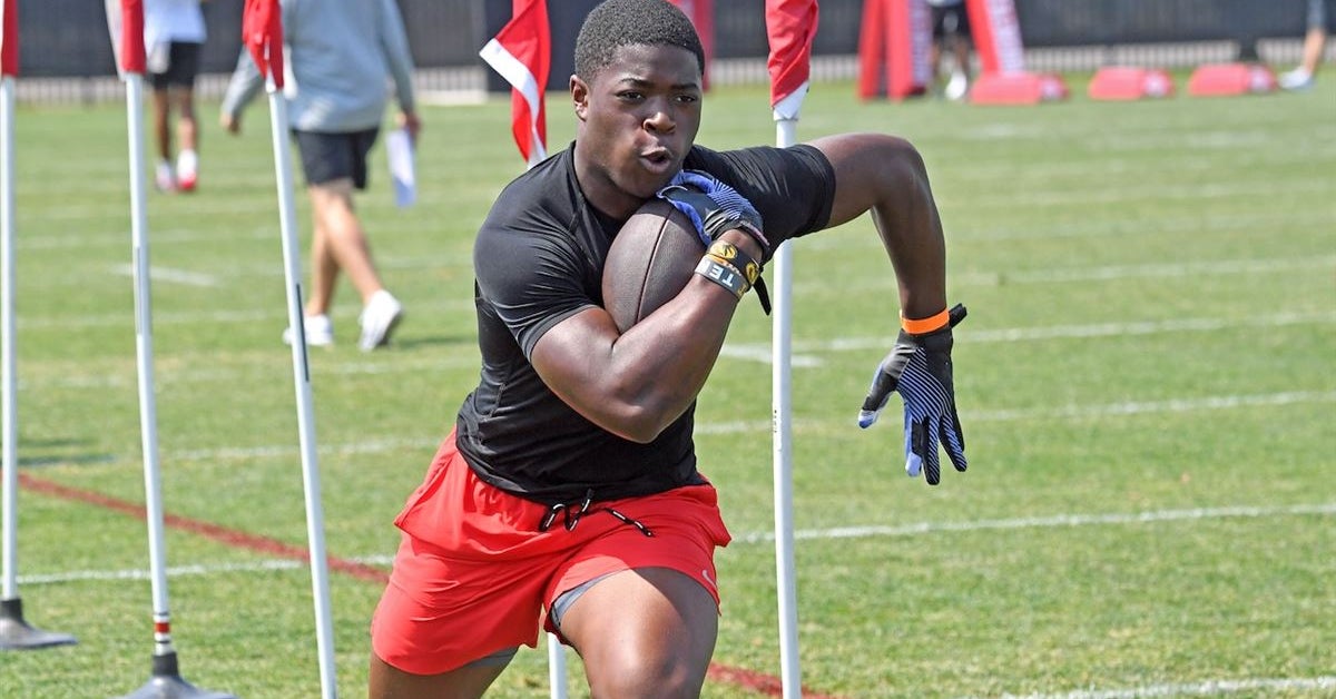 Checking in with 2027 four-star running back Tyson Robinson