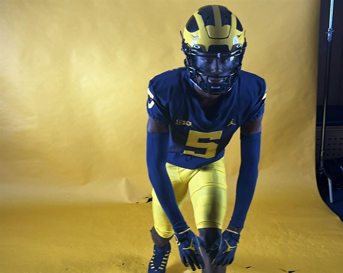 Top247 WR Kaliq Lockett connects with ‘big brother’ U-M QB Alex Orji on ...