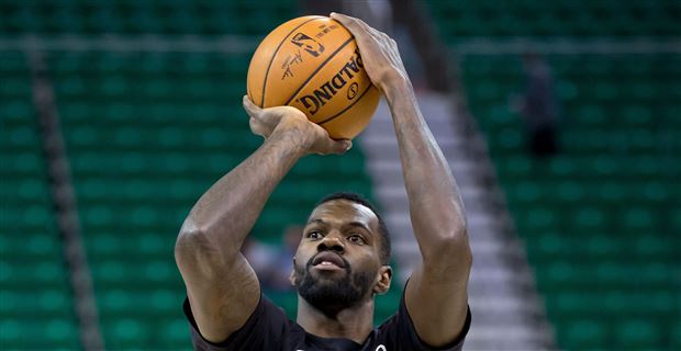 Former Trojan Dedmon posts career night for Spurs