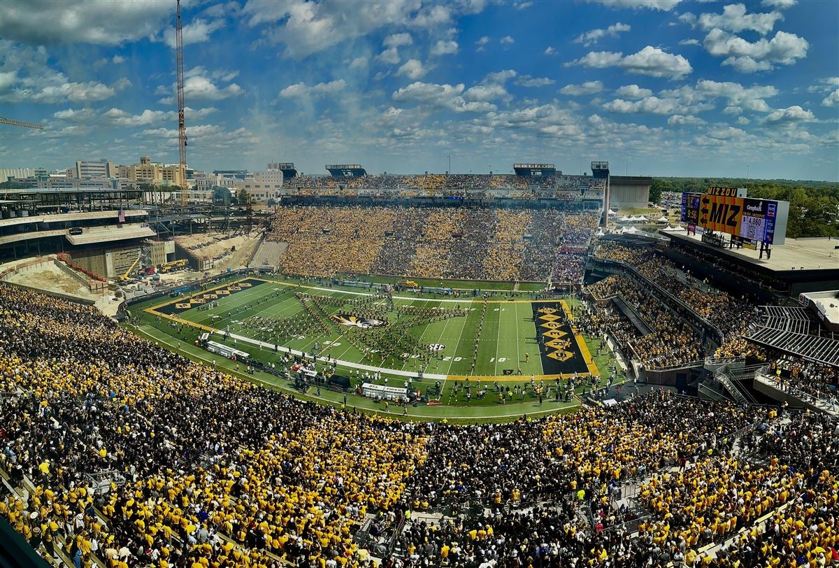 Border War Rewind: Mizzou football outlasts Kansas to win first meeting ...