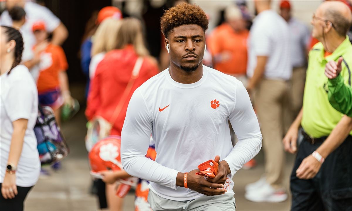 What's next at safety and defensive end for Clemson following transfer ... What's next at safety and defensive end for Clemson following transfer ...