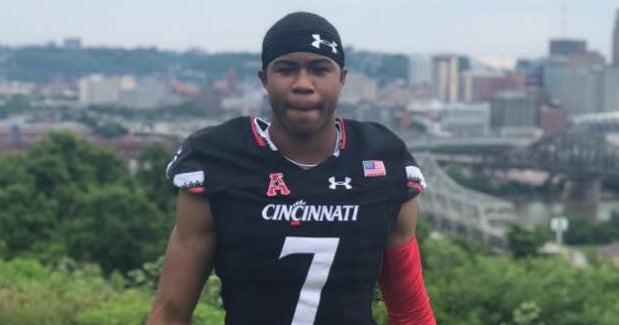 Breakdown: Three-star Cincinnati WR commit Tyler Scott