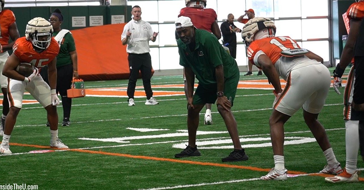 VIDEO: Linebackers in spring practice drills