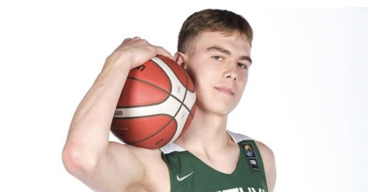 Official Arizona release on the signing of Motiejus Krivas