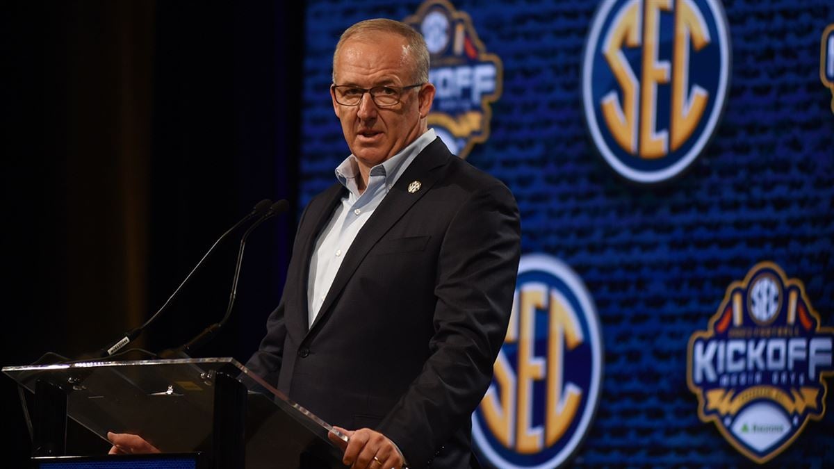 Sankey talks future SEC football scheduling concerns