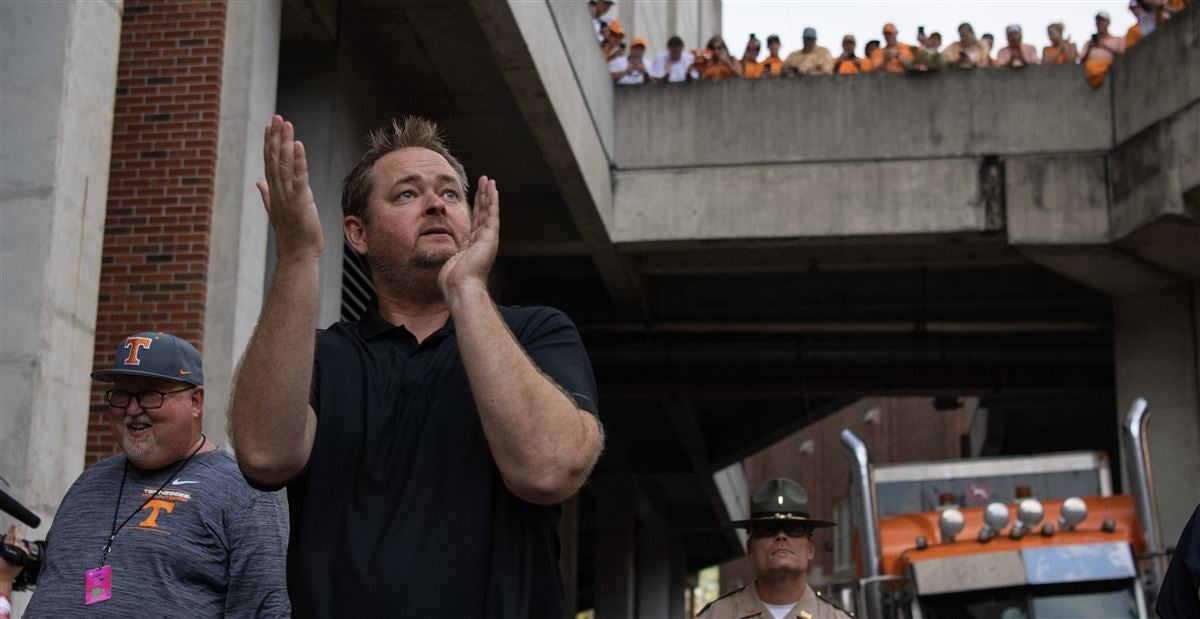 WATCH: Josh Heupel fires up Vol fans walking into Ben Hill Griffin Stadium