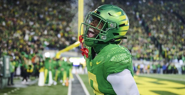 Oregon's 2024 signing class features 11 of the program's best 100 signees