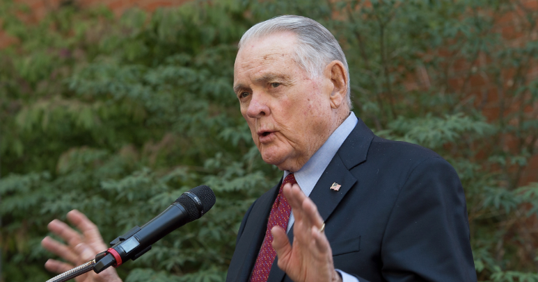 The wit and wisdom of WSU and sportscasting legend Keith Jackson