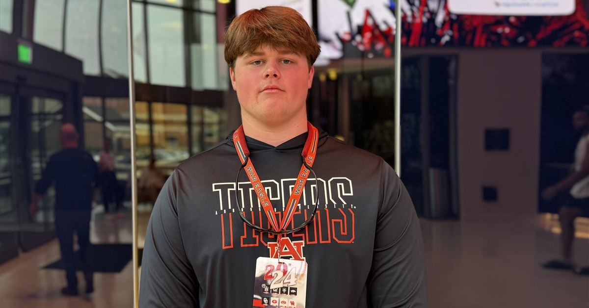 OL Mal Waldrep 'a big guy' for Jake Thornton, Auburn