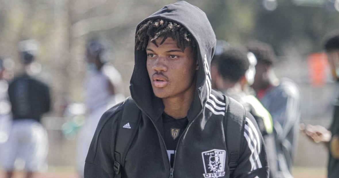 2022 WR Jayden Gibson details recruitment as stock rises