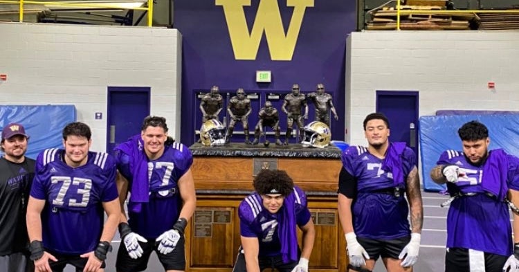 Washington Huskies Win the 2023 Joe Moore Award