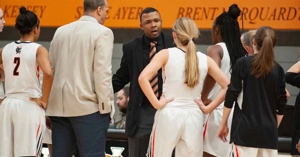 Jennie Baranczyk adds Michael Neal, Chantel Osahor to women's ...