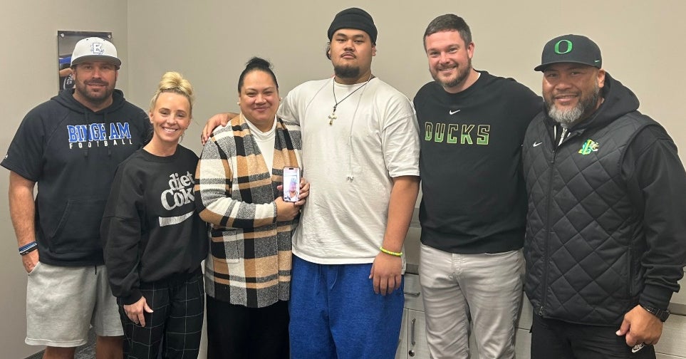 Oregon DL commit Viliami Moala cites the culture at Oregon as a huge ...