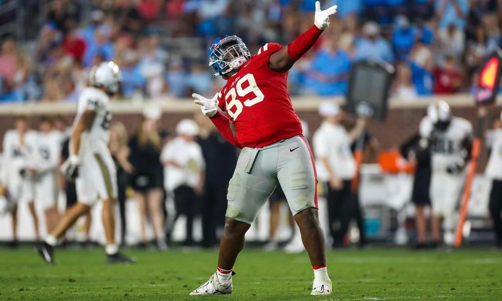 JJ Pegues announces intentions to remain at Ole Miss for 2024 season