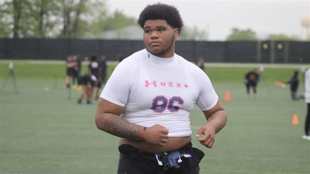 OL Marc Nave hears from many schools after Ohio State decommitment