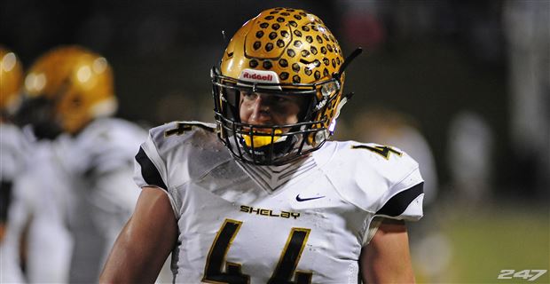 Hollifield sets school records, eyes another title