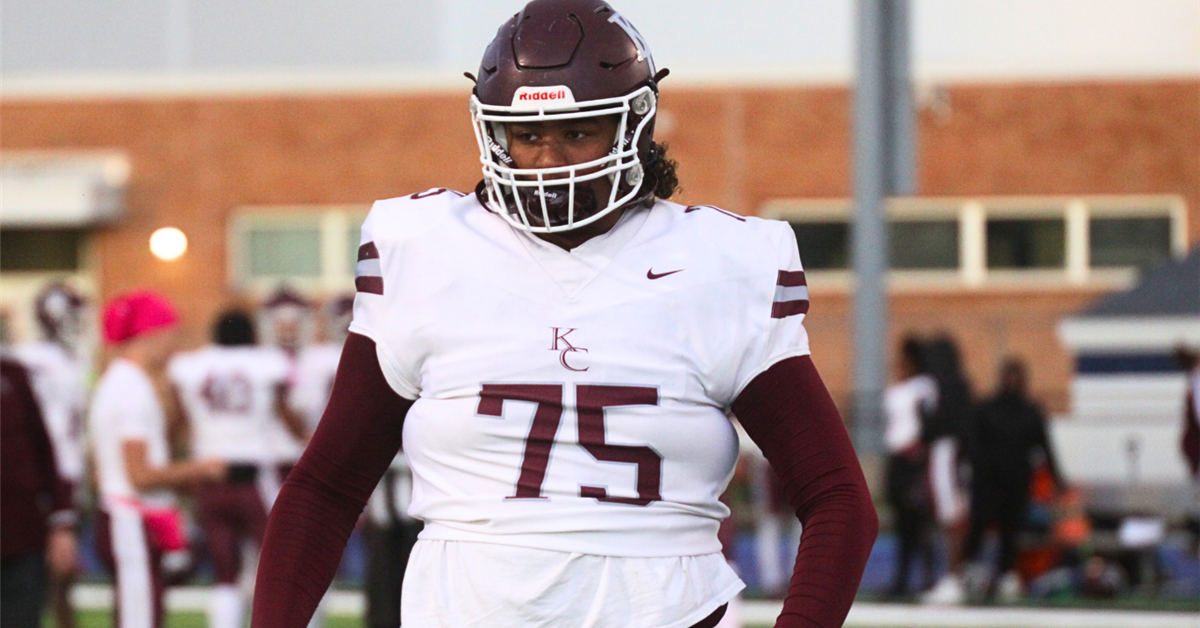 Four star offensive lineman Dewey Young officially visiting Syracuse