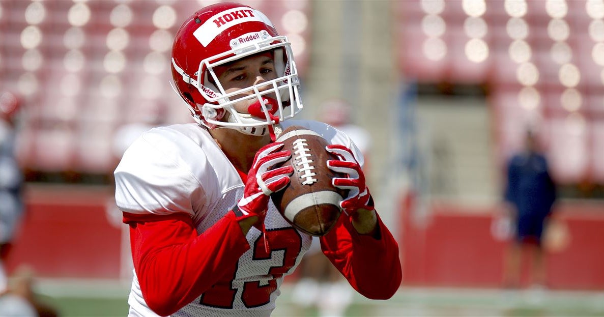 Josh Hokit returns to Bulldog football team with position change