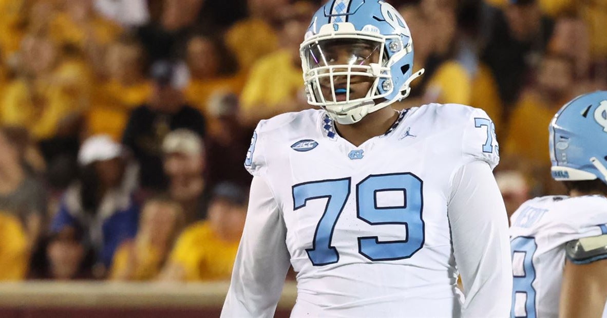 TCU targeting UNC transfer OL Howard Sampson