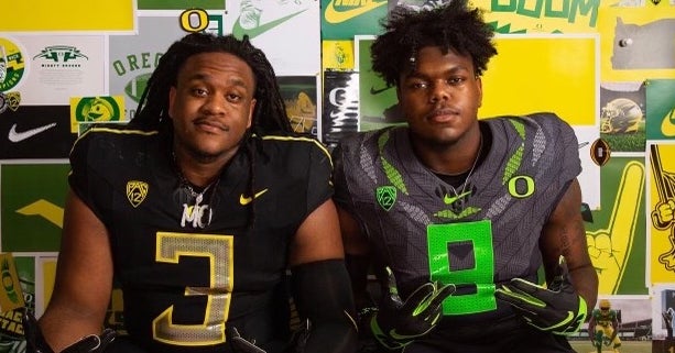 Overton brothers enjoy official visit to Oregon