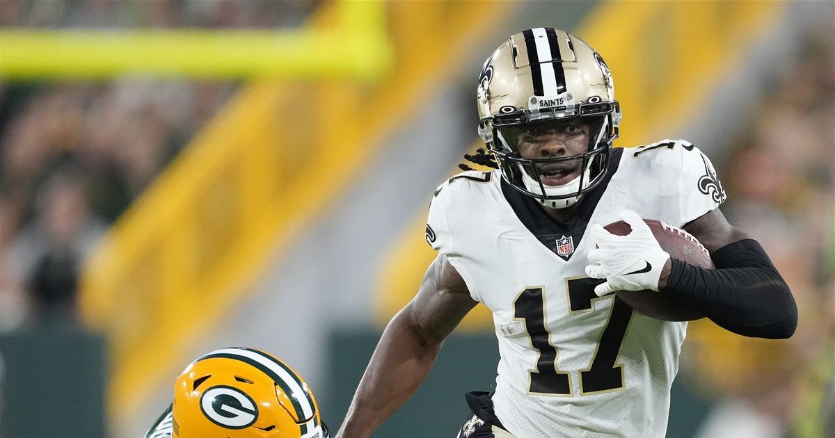 New Orleans Saints place WR Kevin White on IR, release TE Chris Herndon ...
